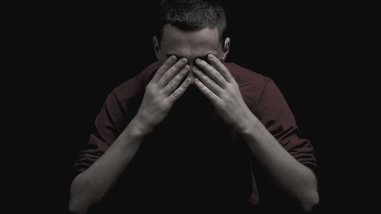 ¿De qué se trata la querofobia?